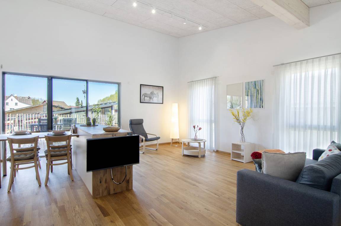 65 M² Ferienwohnung ∙ 1 Schlafzimmer ∙ 4 Gäste - Pfullendorf
