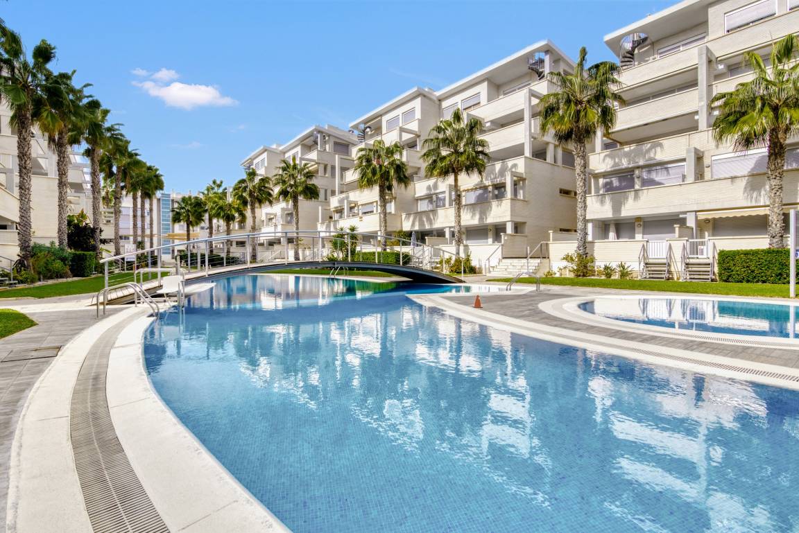 55 M² Apartamento ∙ 3 Habitaciones ∙ 6 Huéspedes - Dénia