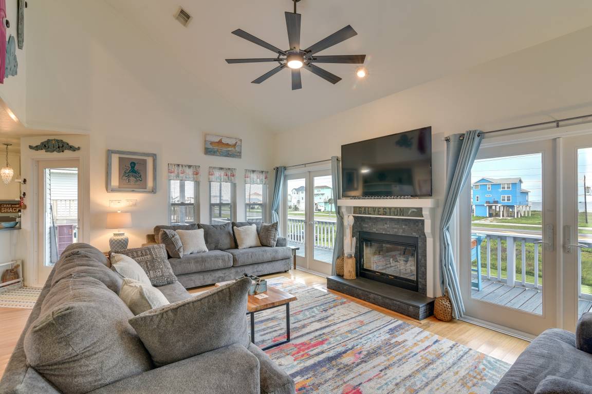 149 M² House ∙ 3 Bedrooms ∙ 9 Guests - Galveston