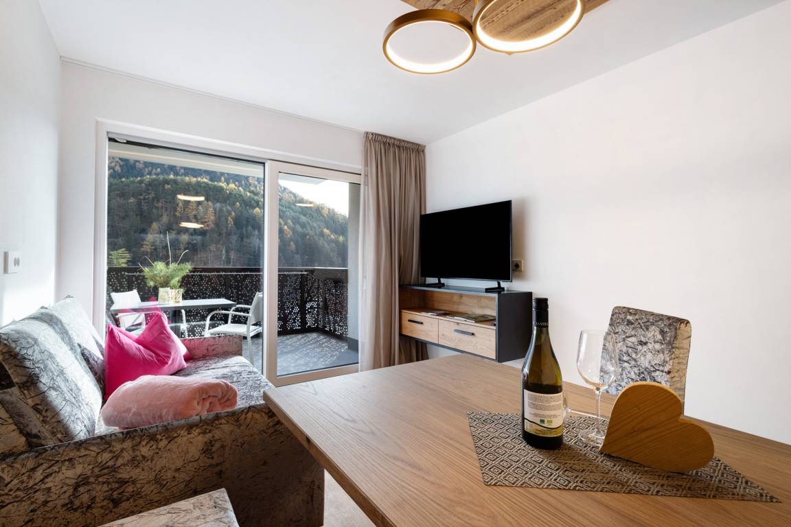 38 M² Ferienwohnung ∙ 1 Schlafzimmer ∙ 3 Gäste - Meransen