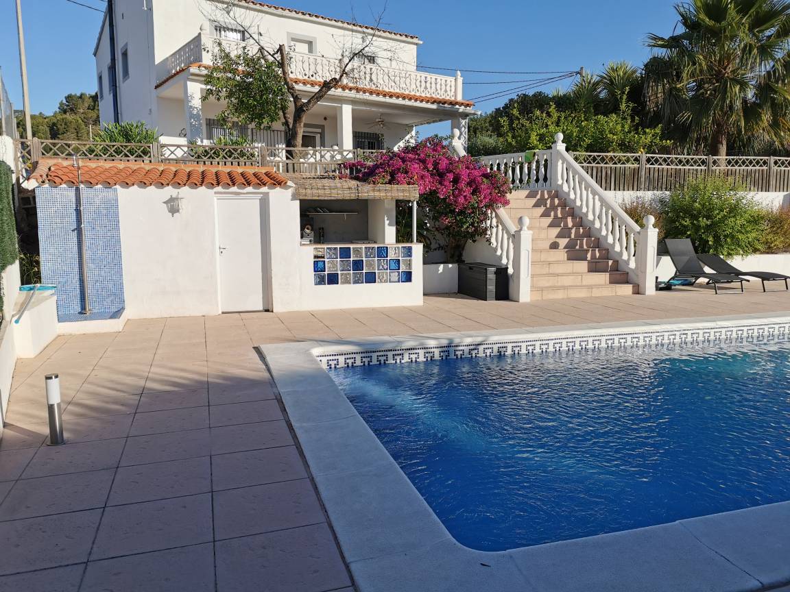 260 M² Villa ∙ 5 Bedrooms ∙ 12 Guests - Montserrat, Valencia