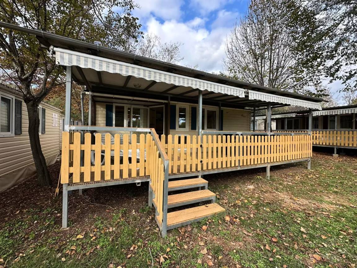 32 M² Caravan ∙ 2 Bedrooms ∙ 4 Guests - プーラ