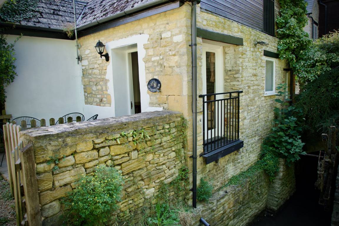Cottage ∙ 2 Bedrooms ∙ 3 Guests - Burford