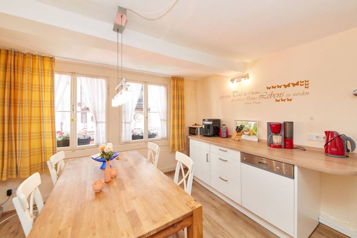 75 M² Ferienhaus ∙ 2 Schlafzimmer ∙ 4 Gäste - Enkirch