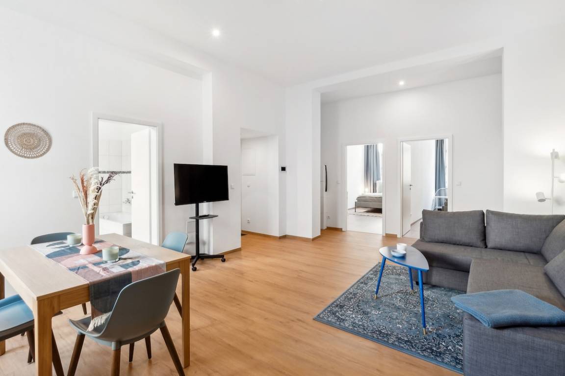 76 M² Appartement ∙ 2 Chambres ∙ 4 Personnes - Cottbus