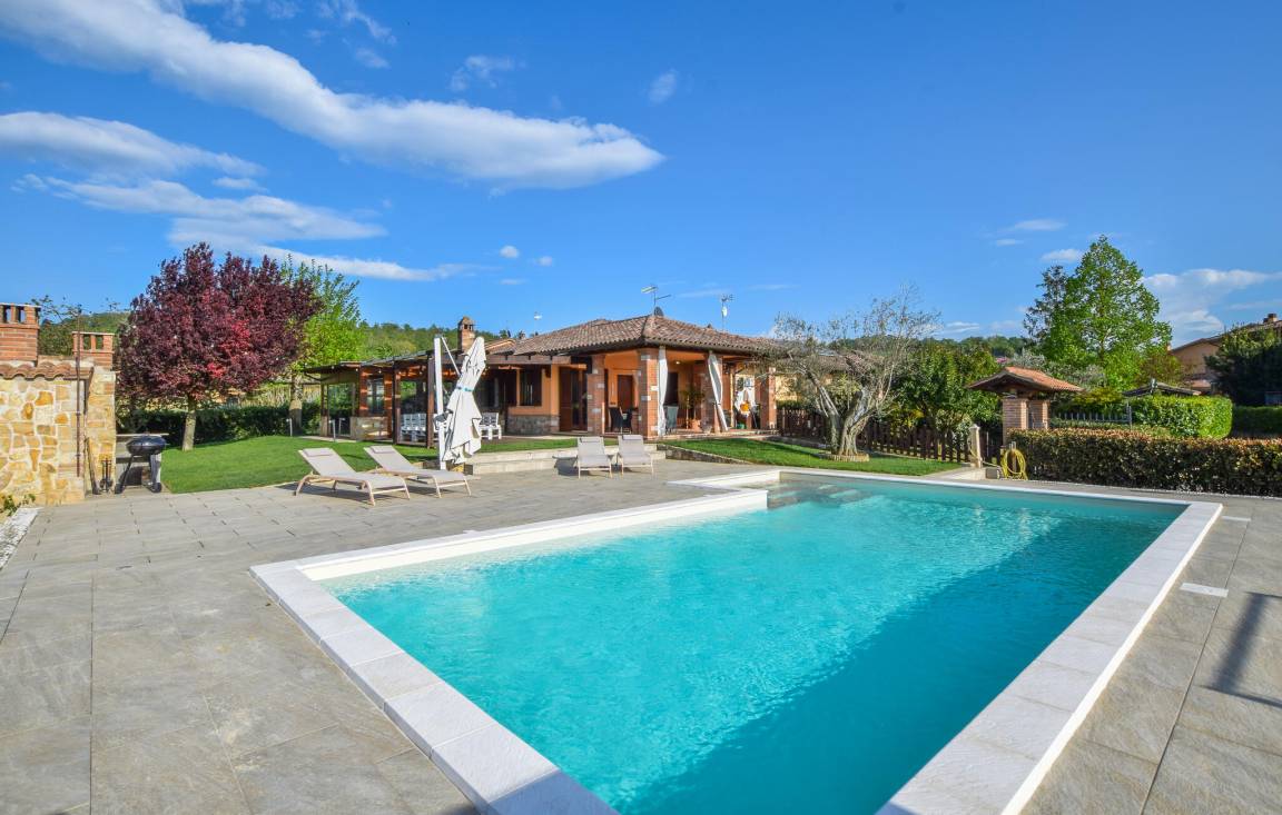 161 M² Maisonnette ∙ 4 Slaapkamers ∙ 8 Gasten - Todi