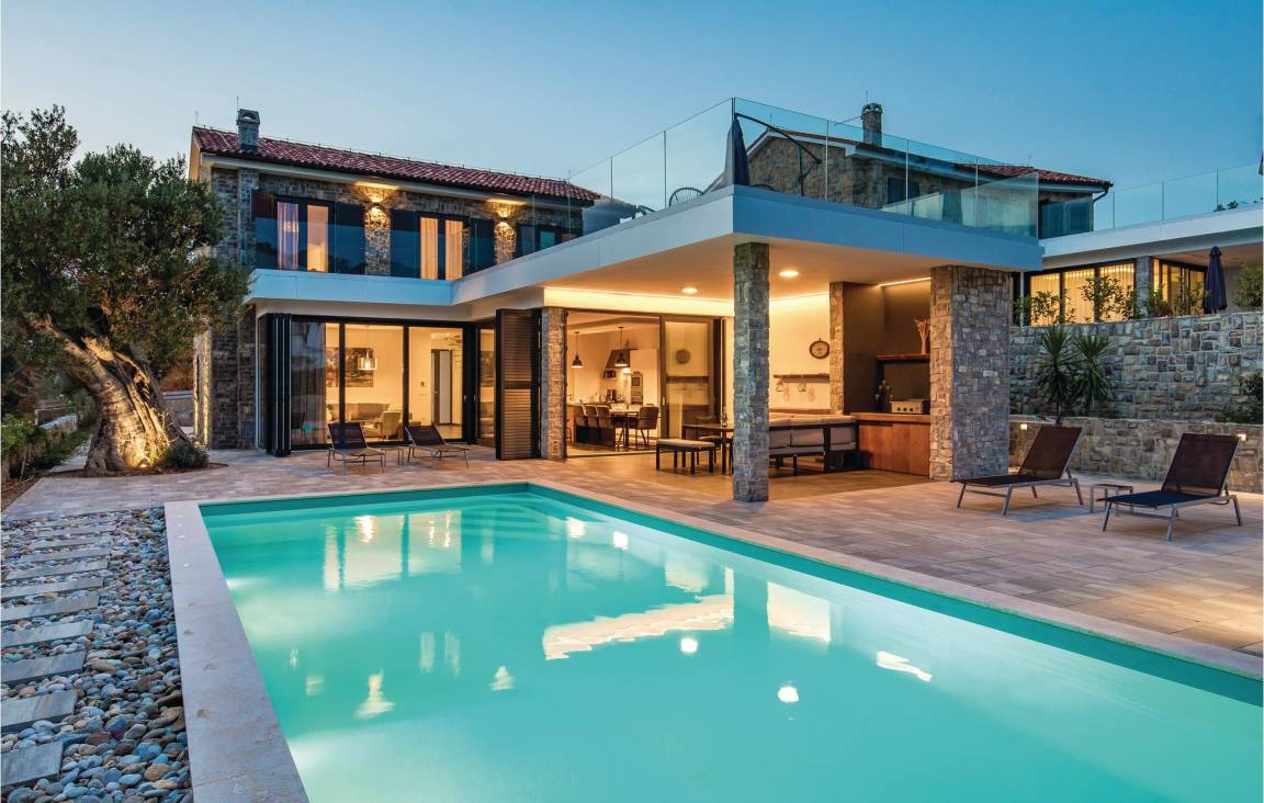 164 M² Maison De Vacances ∙ 4 Chambres ∙ 7 Personnes - Lun