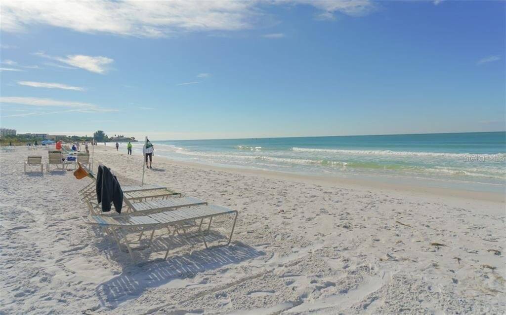167 M² House ∙ 2 Bedrooms ∙ 6 Guests - Siesta Key, FL
