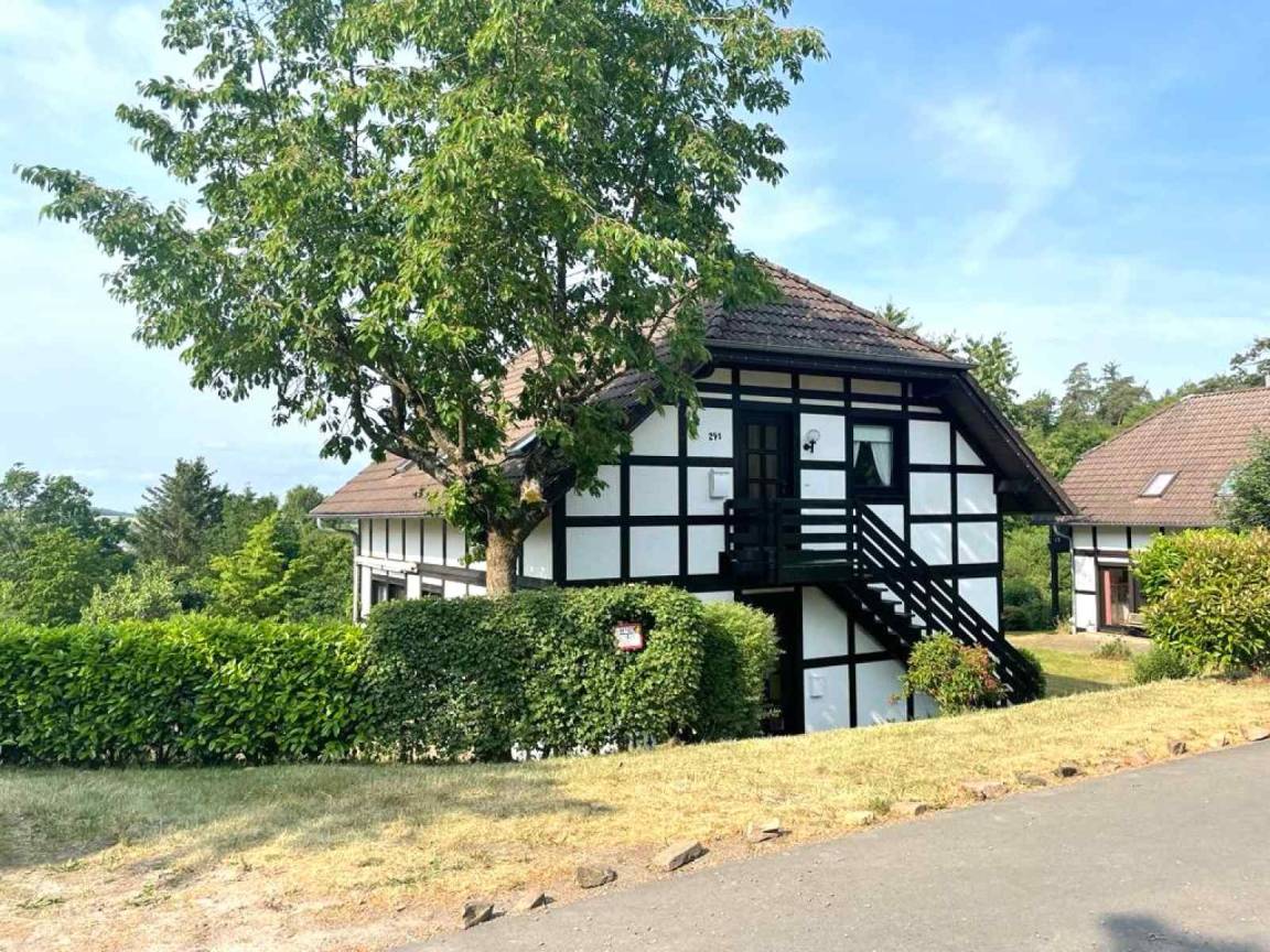 Ferienhaus ∙ 4 Schlafzimmer ∙ 8 Gäste - Frankenau