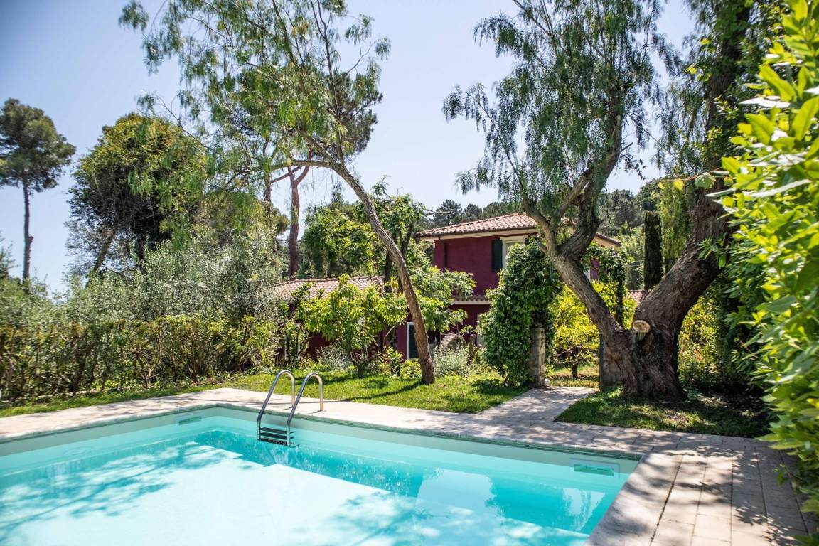 160 M² Villa ∙ 4 Bedrooms ∙ 8 Guests - Capoliveri