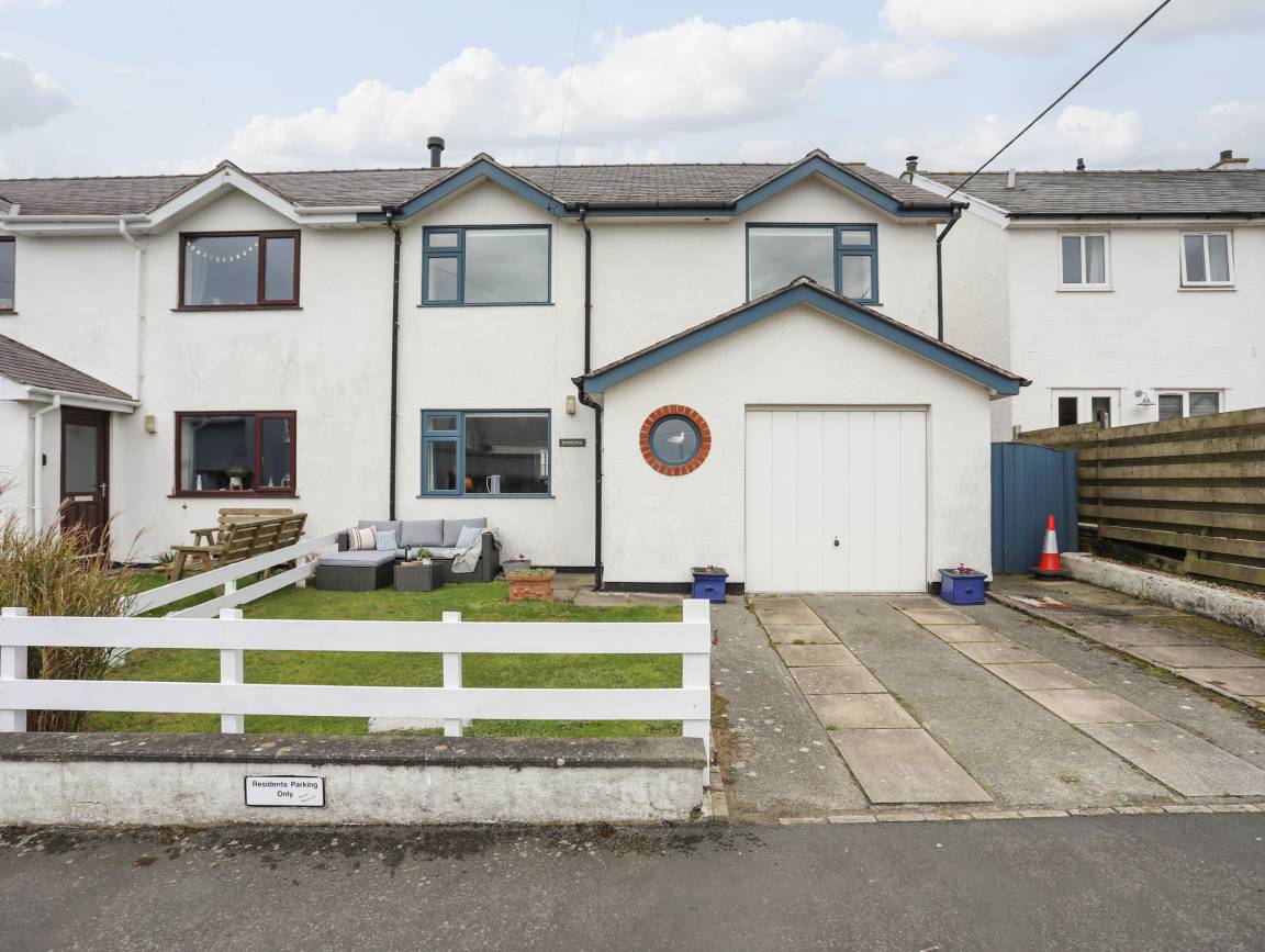 Cottage ∙ 3 Bedrooms ∙ 6 Guests - Rhosneigr