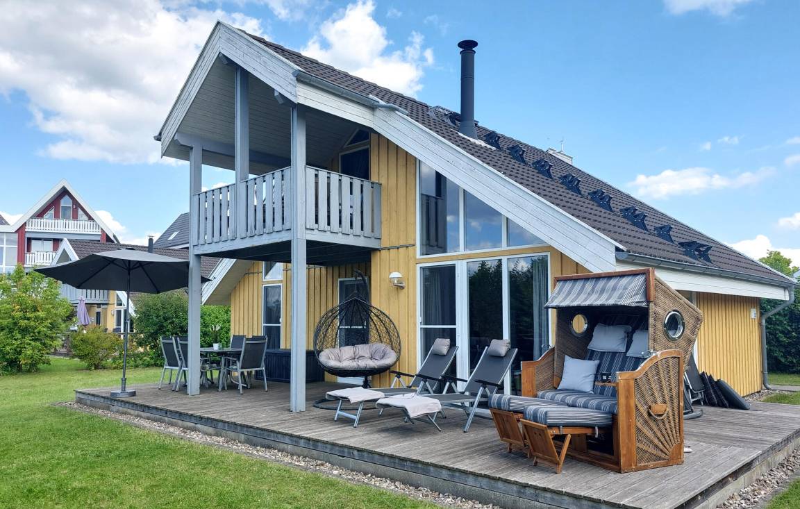 90 M² Ferienhaus ∙ 2 Schlafzimmer ∙ 6 Gäste - Rechlin
