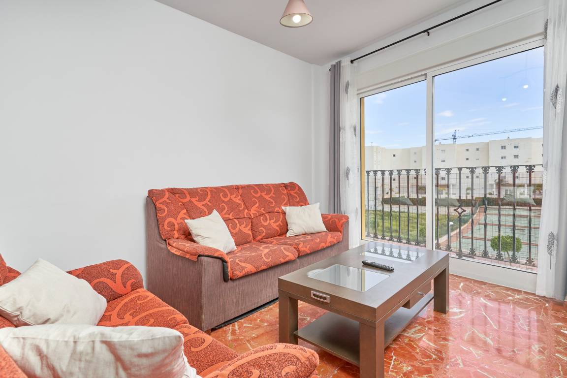 80 M² Apartamento ∙ 3 Habitaciones ∙ 6 Huéspedes - Vélez-Málaga