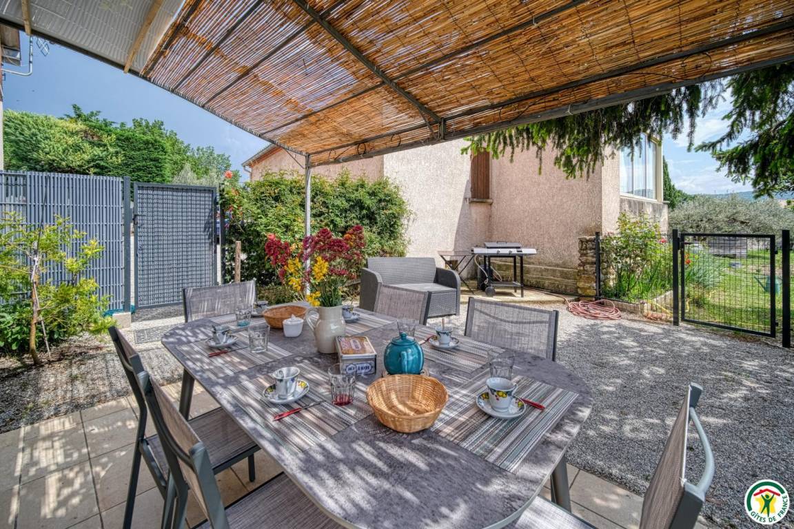 100 M² Gîte ∙ 3 Chambres ∙ 6 Personnes - Vaison-la-Romaine