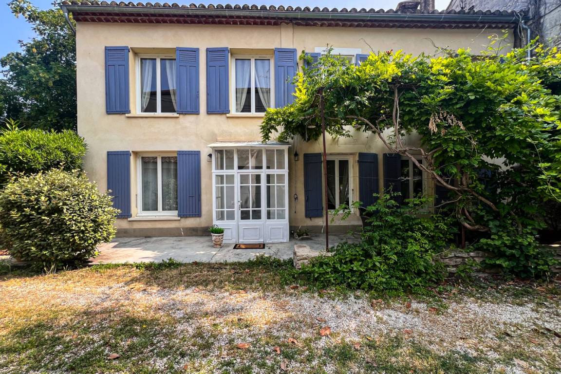 115 M² Ferienhaus ∙ 3 Schlafzimmer ∙ 6 Gäste - L'Isle-sur-la-Sorgue