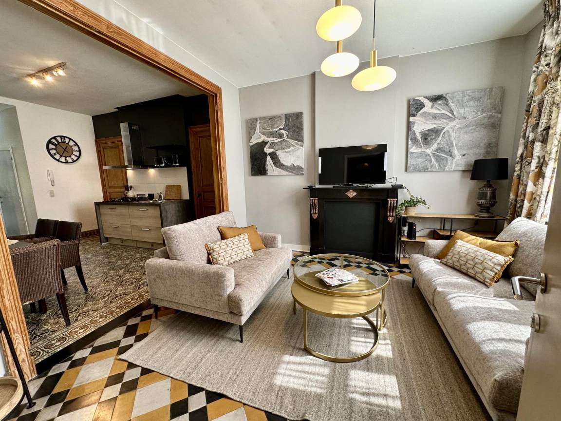 84 M² Casa ∙ 2 Habitaciones ∙ 3 Huéspedes - Gesves