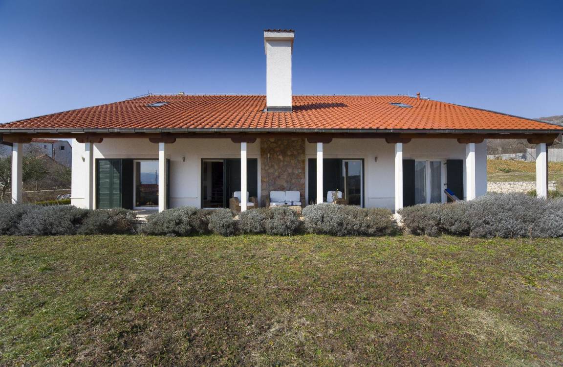 376 M² House ∙ 4 Bedrooms ∙ 8 Guests - Imotski