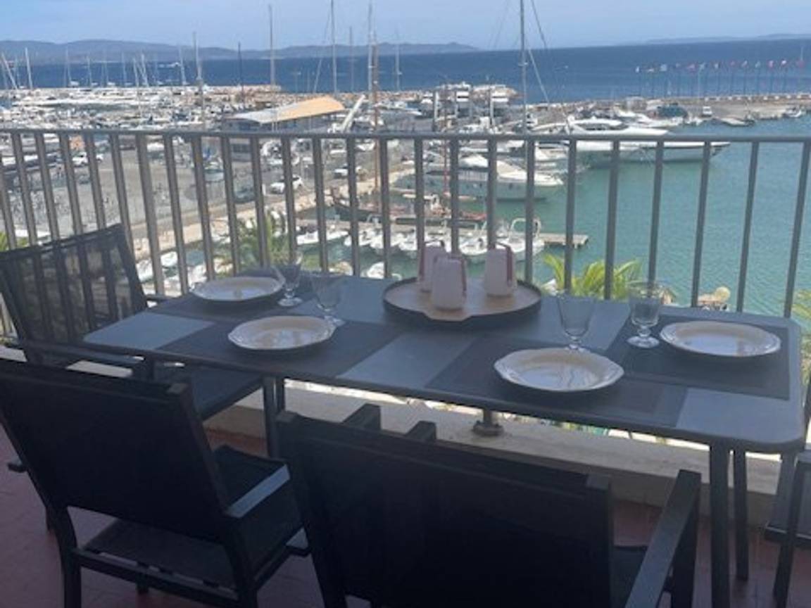 78 M² Appartement ∙ 2 Chambres ∙ 6 Personnes - Hyères