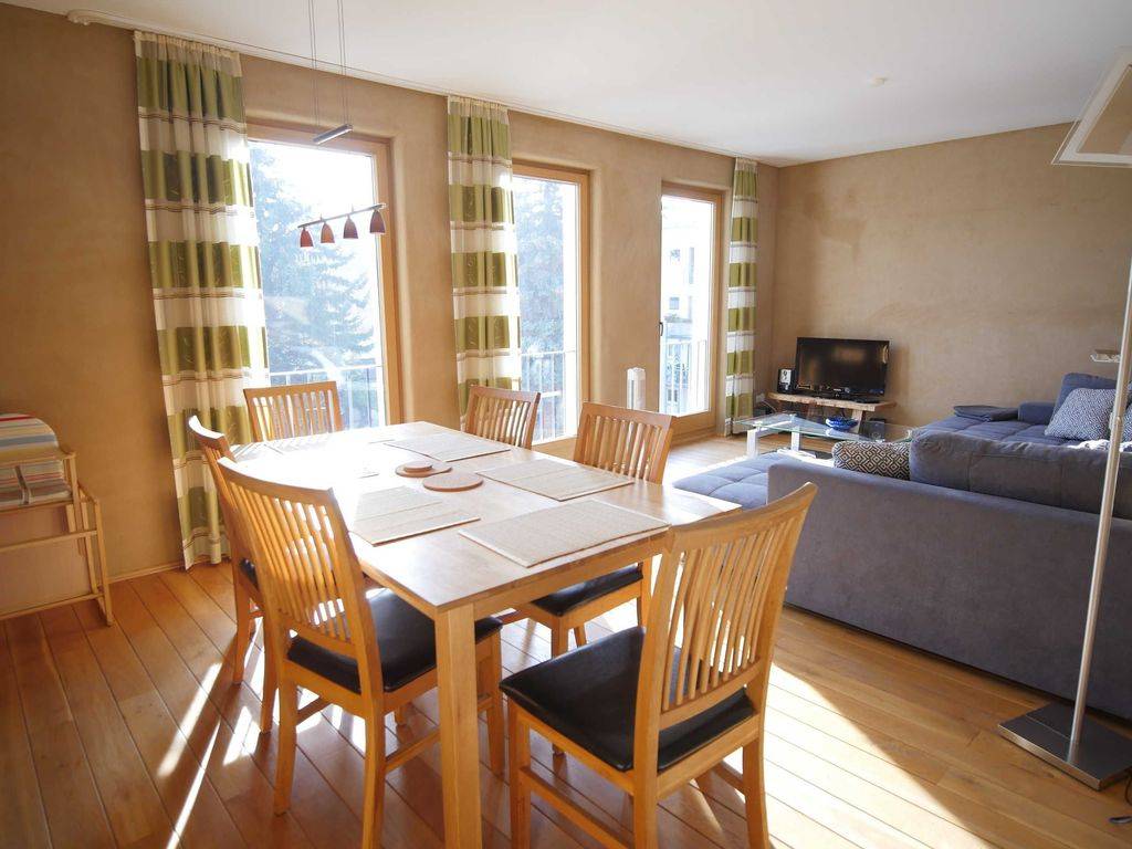 70 M² Apartment ∙ 2 Bedrooms ∙ 6 Guests - Erfurt