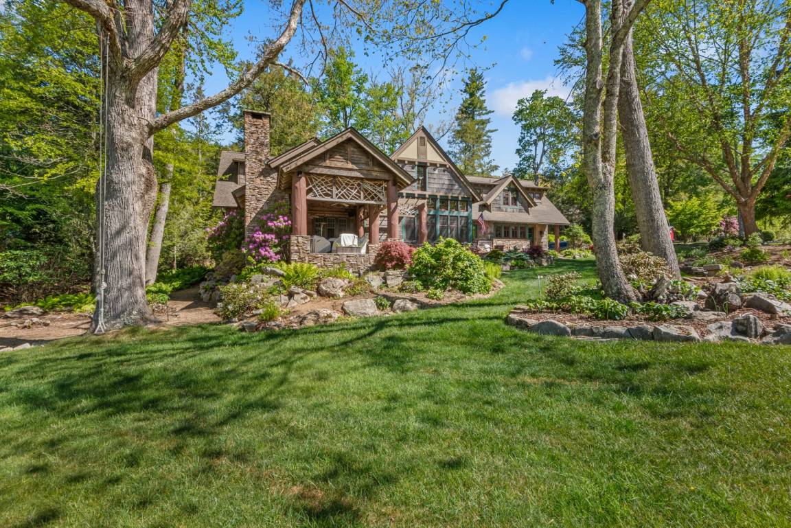House ∙ 4 Bedrooms ∙ 12 Guests - Banner Elk, NC