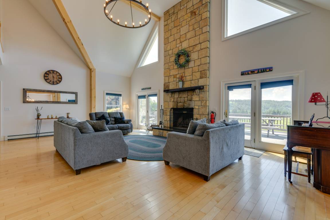 696 M² House ∙ 8 Bedrooms ∙ 18 Guests - Groton State Forest, Plainfield