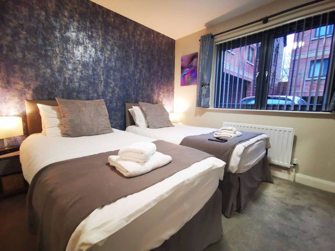 75 M² Apartamento ∙ 2 Habitaciones ∙ 4 Huéspedes - Belfast
