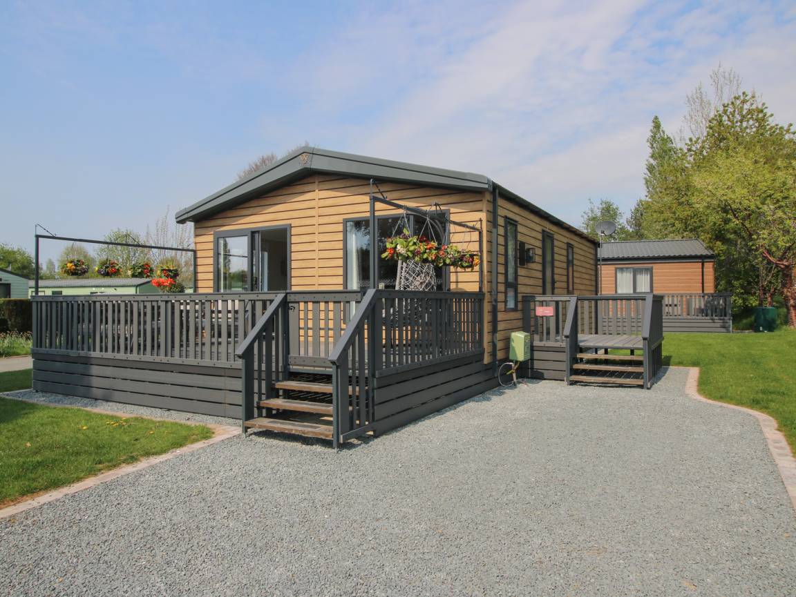 Cottage ∙ 2 Bedrooms ∙ 4 Guests - Leominster