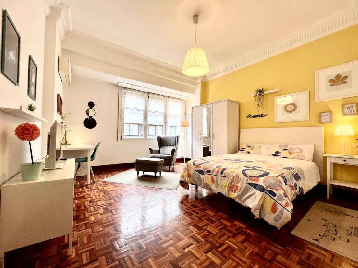 140 M² Habitación Privada ∙ 1 Habitación ∙ 1 Huésped - Bilbao