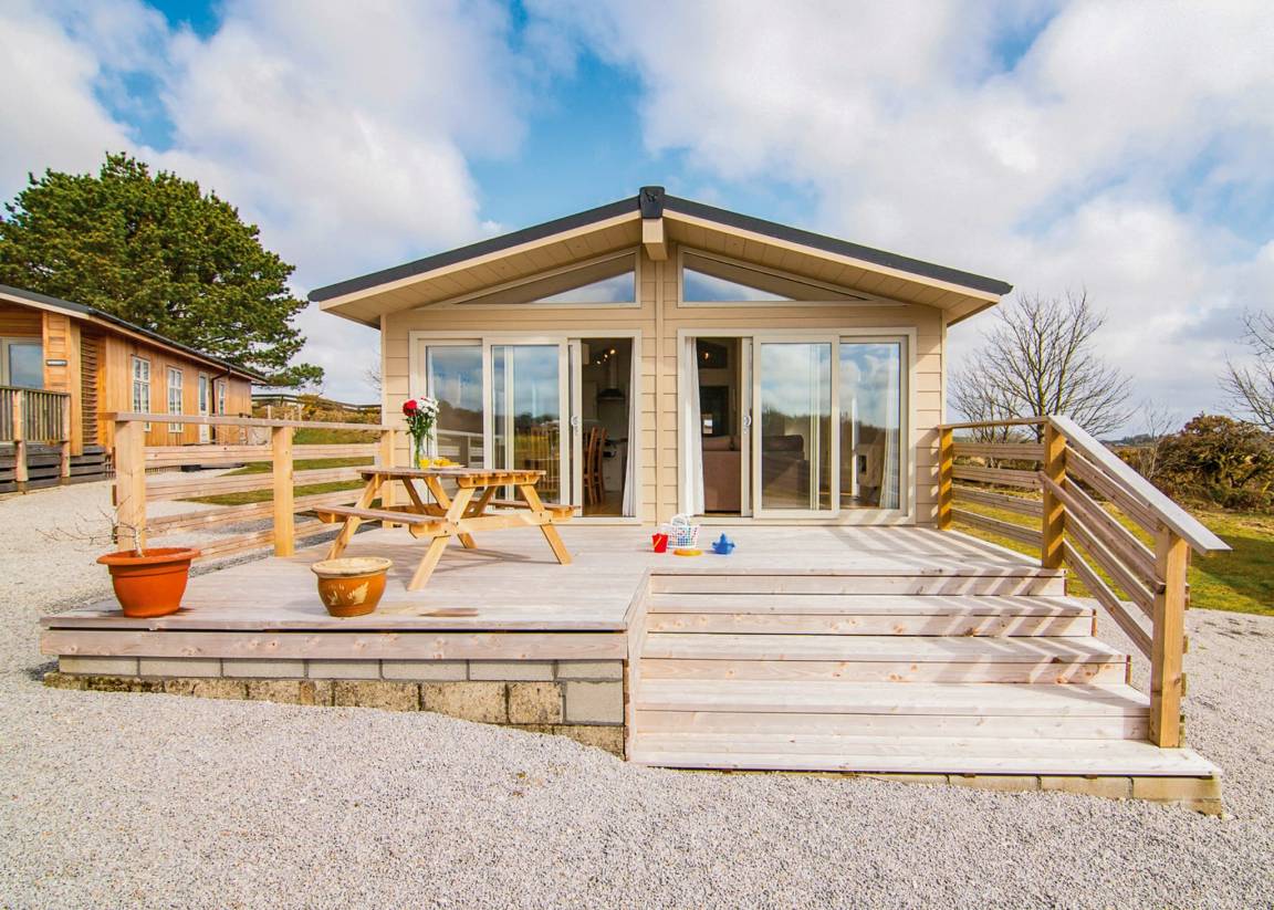 Chalet ∙ 3 Bedrooms ∙ 6 Guests - Falmouth