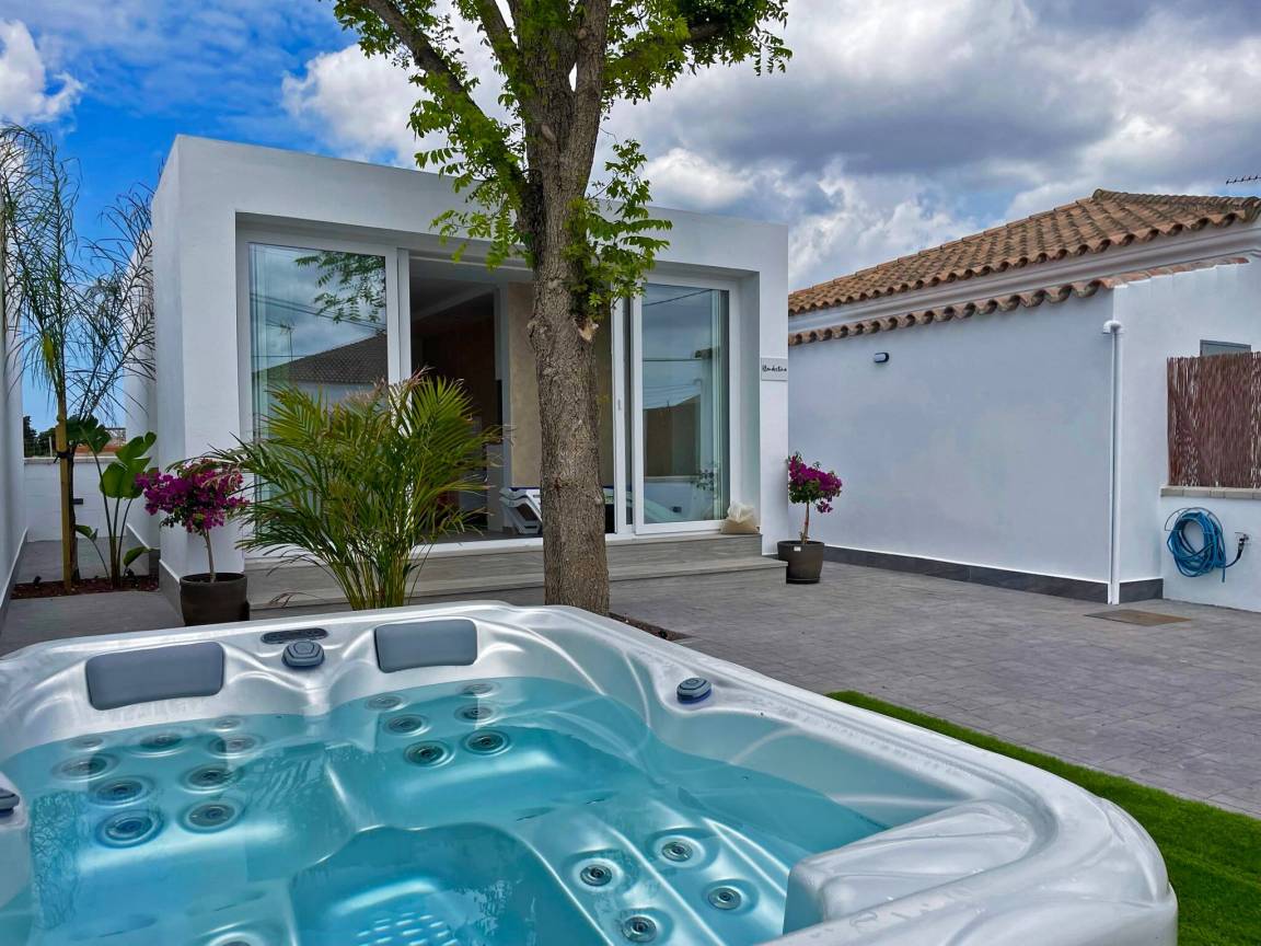 185 M² Apartamento ∙ 1 Habitación ∙ 2 Huéspedes - Chiclana de la Frontera