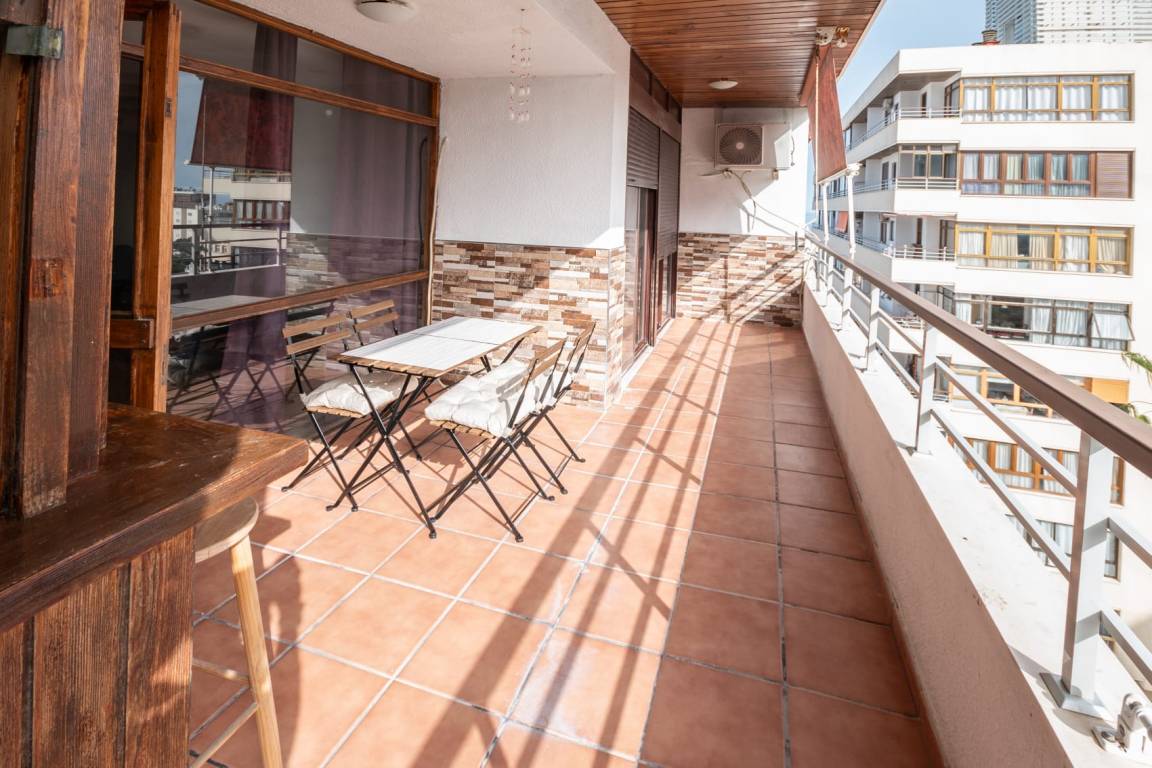 94 M² Apartamento ∙ 1 Habitación ∙ 4 Huéspedes - Torremolinos