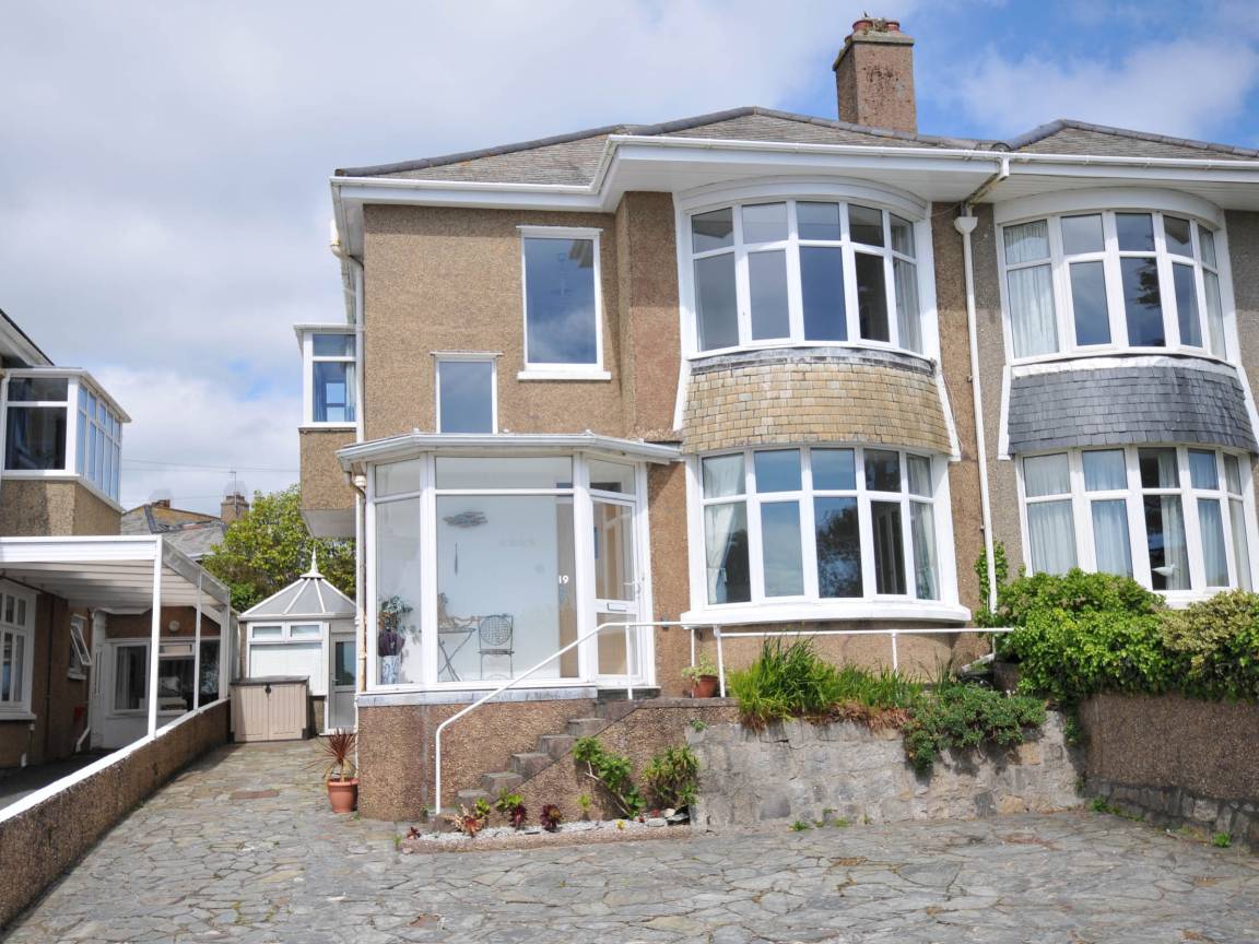 Cottage ∙ 2 Bedrooms ∙ 4 Guests - St Mawes