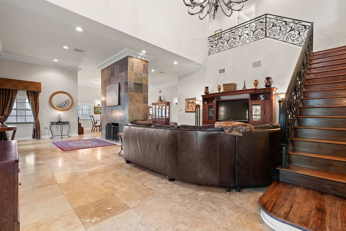 743 M² Villa ∙ 4 Bedrooms ∙ 8 Guests - Tampa, FL