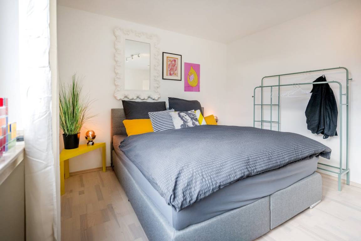 100 M² Apartment ∙ 2 Bedrooms ∙ 7 Guests - Koblenz