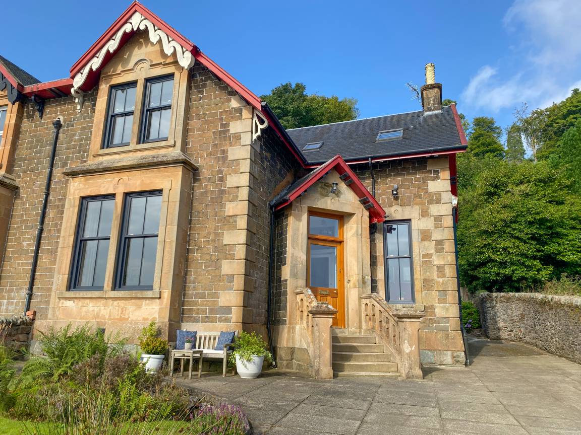 Cottage ∙ 3 Bedrooms ∙ 6 Guests - Dunoon