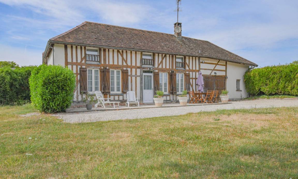 150 M² Gîte ∙ 3 Chambres ∙ 6 Personnes - Aube