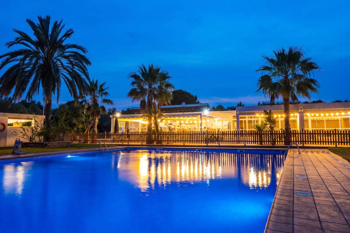 28 M² Caravan ∙ 3 Bedrooms ∙ 6 Guests - Cambrils