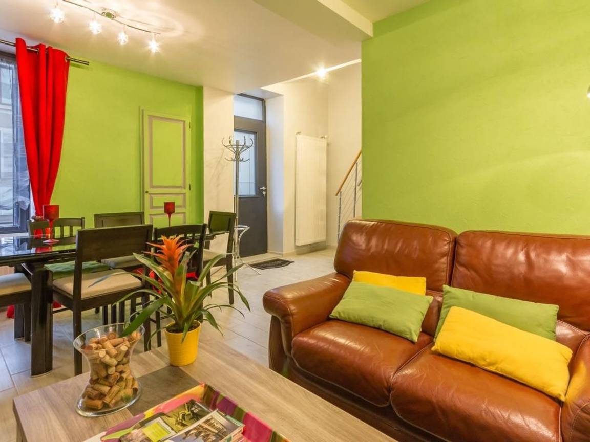 95 M² Cottage ∙ 3 Bedrooms ∙ 6 Guests - Beaune