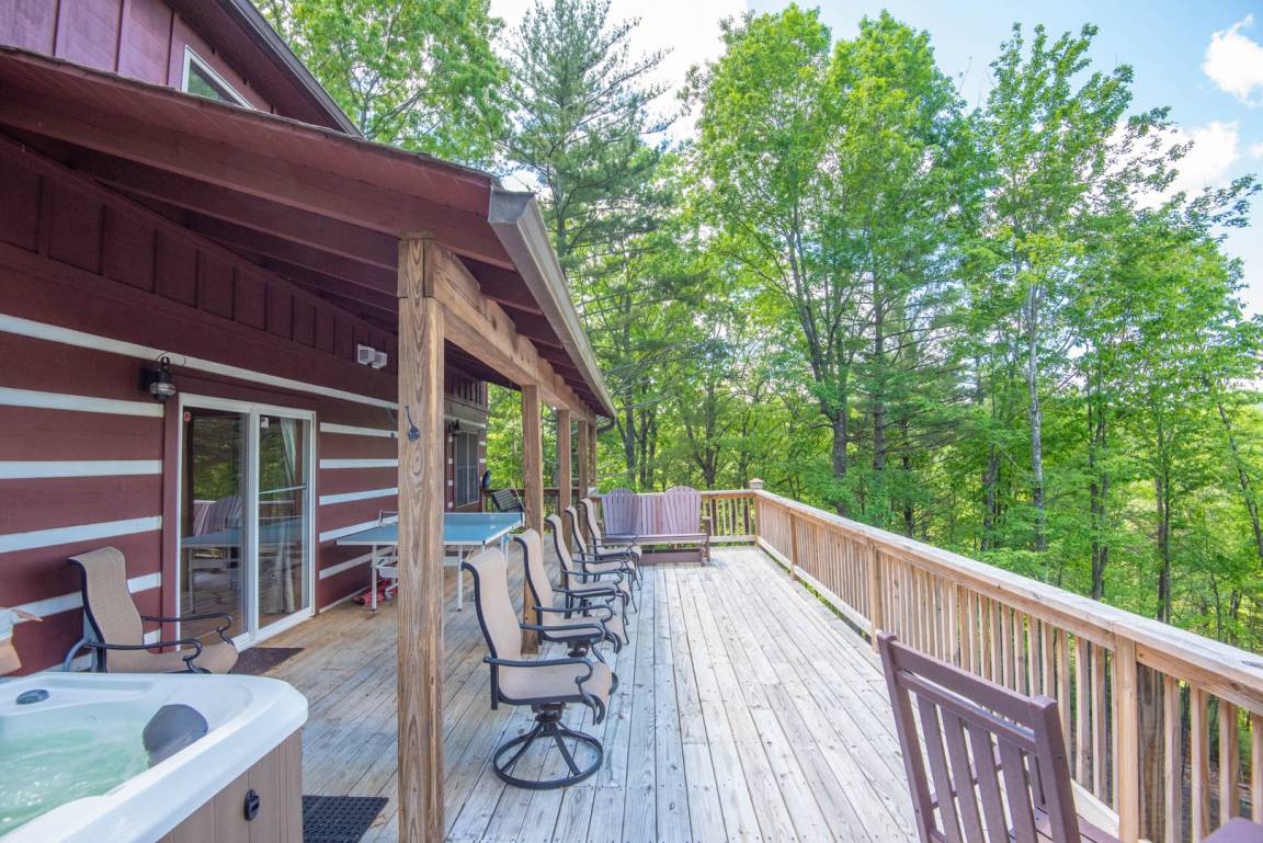 Cabin ∙ 3 Bedrooms ∙ 8 Guests - New River State Park, Laurel Springs