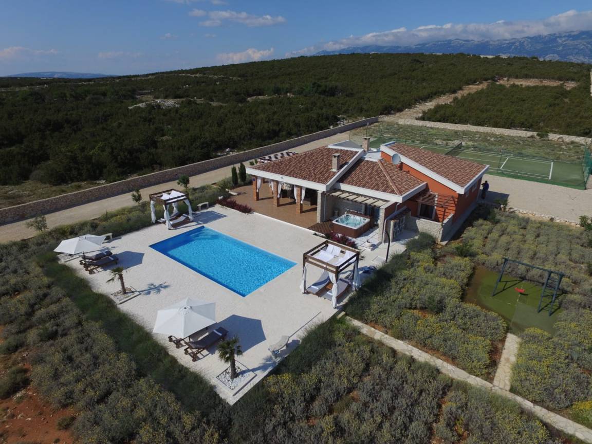 180 M² Villa ∙ 3 Slaapkamers ∙ 8 Gasten - Novalja
