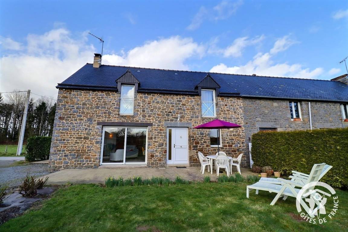 105 M² Gîte ∙ 3 Chambres ∙ 5 Personnes - Miniac-Morvan