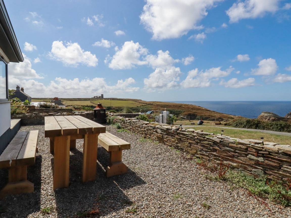 Cottage ∙ 5 Bedrooms ∙ 10 Guests - Tintagel