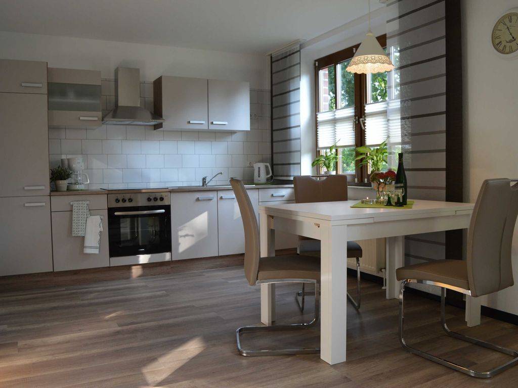 60 M² Ferienwohnung ∙ 2 Schlafzimmer ∙ 4 Gäste - Rhauderfehn