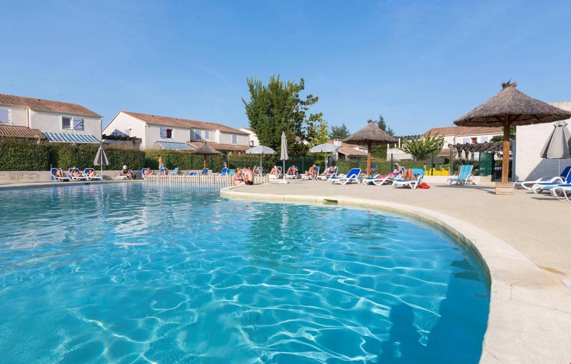 45 M² Apartment ∙ 2 Bedrooms ∙ 6 Guests - Barjac
