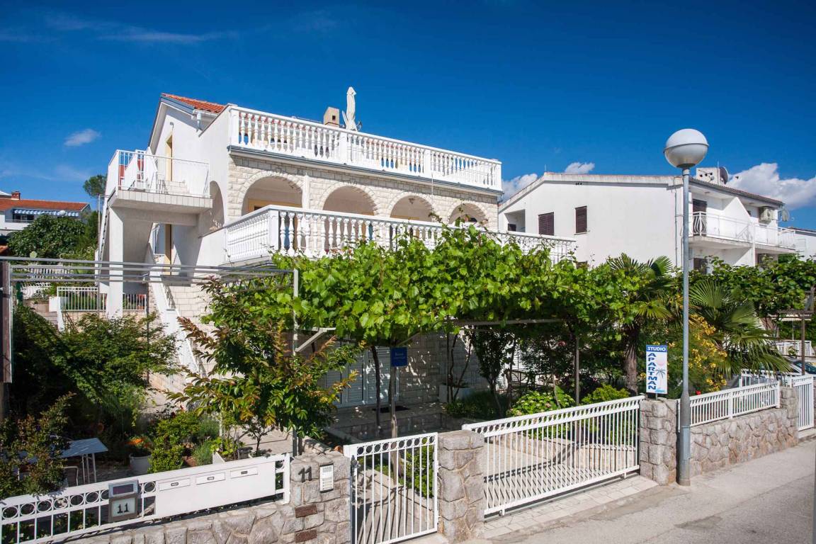 60 M² Apartment ∙ 2 Bedrooms ∙ 4 Guests - Krk