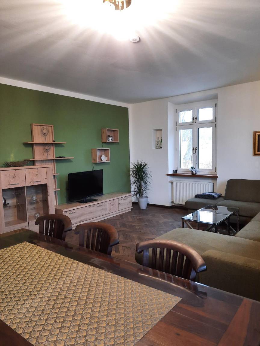 200 M² Ferienhaus ∙ 4 Schlafzimmer ∙ 8 Gäste - Bayern