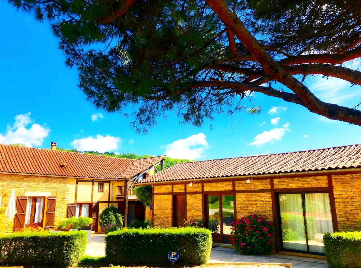 150 M² Cottage ∙ 6 Bedrooms ∙ 14 Guests - Sarlat-la-Canéda