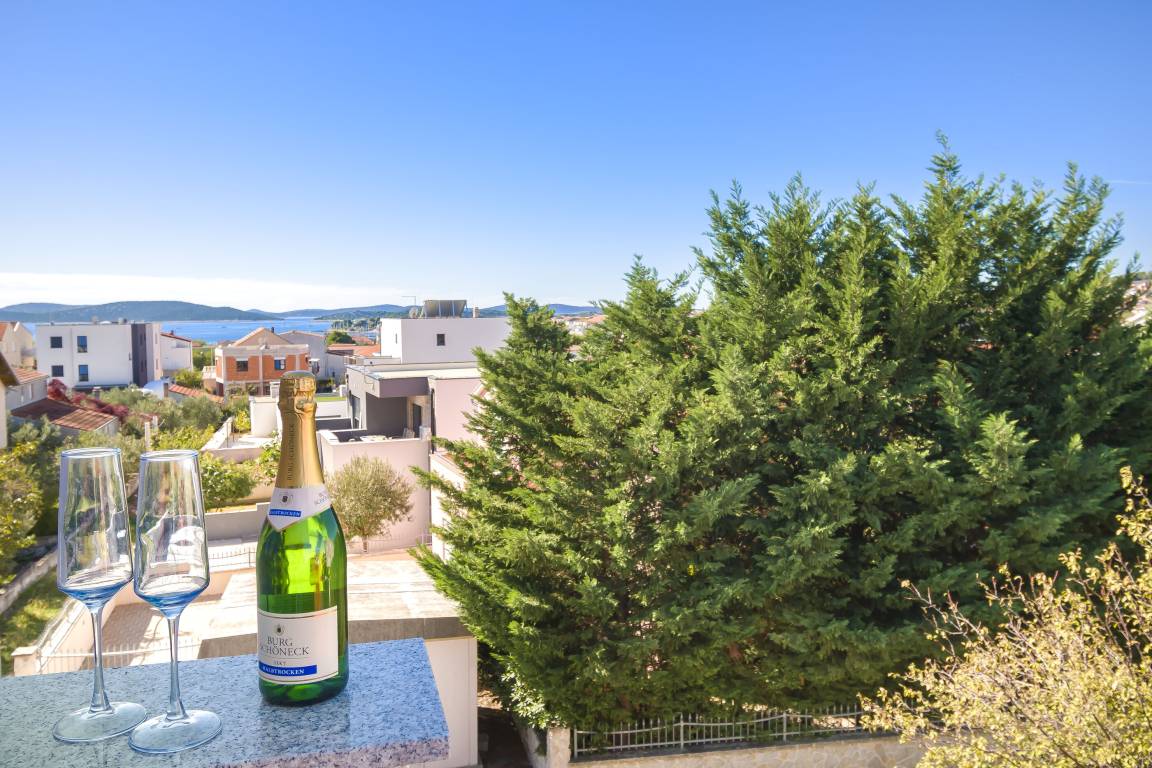 55 M² Ferienwohnung ∙ 2 Schlafzimmer ∙ 4 Gäste - Vodice