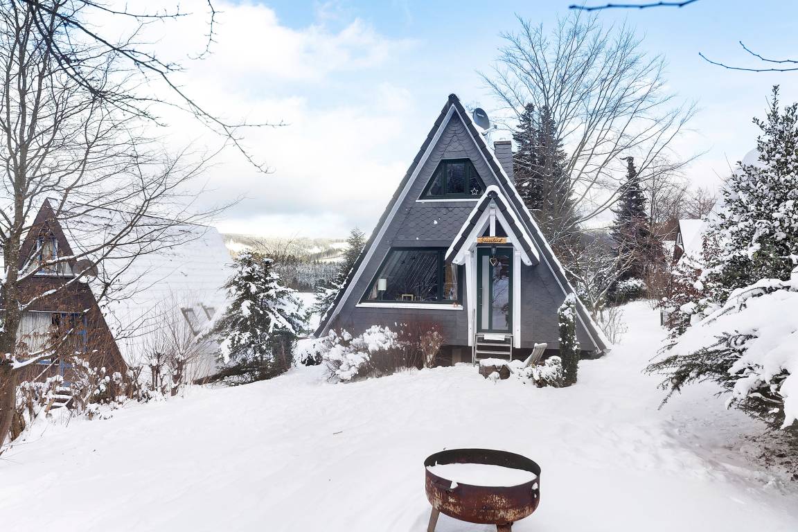 75 M² Ferienhaus ∙ 2 Schlafzimmer ∙ 5 Gäste - Kirchhundem