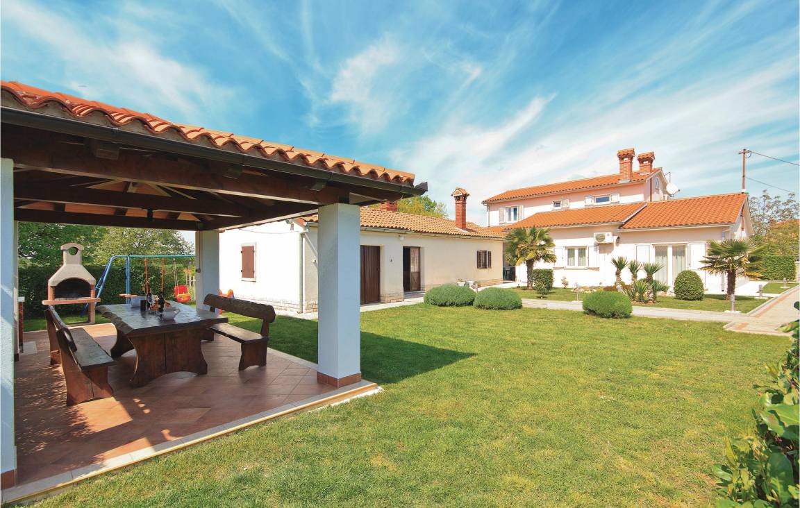 160 M² Ferienhaus ∙ 3 Schlafzimmer ∙ 7 Gäste - Kroatien